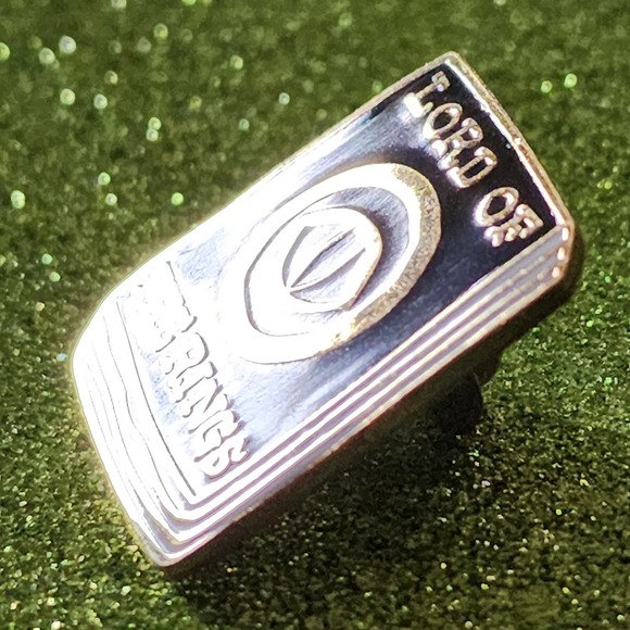 Boutique | Jewelry | Lord Of The Rings Eye Of Sauron Book Cover Jrr ...